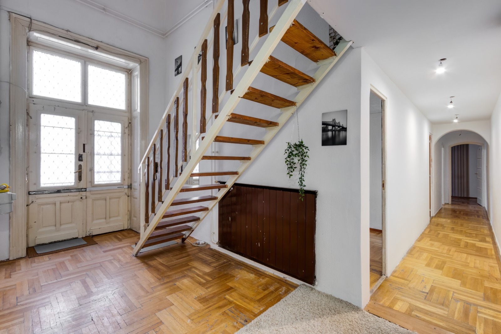 Eladó ingatlan Budapest Apartment to be renovated in Alkotmány street ...